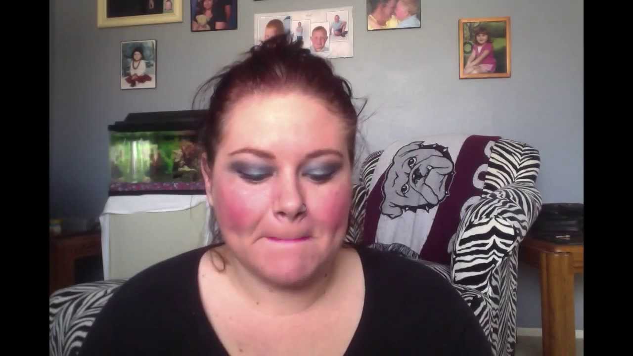Makeup Tutorial: Vegas Hooker