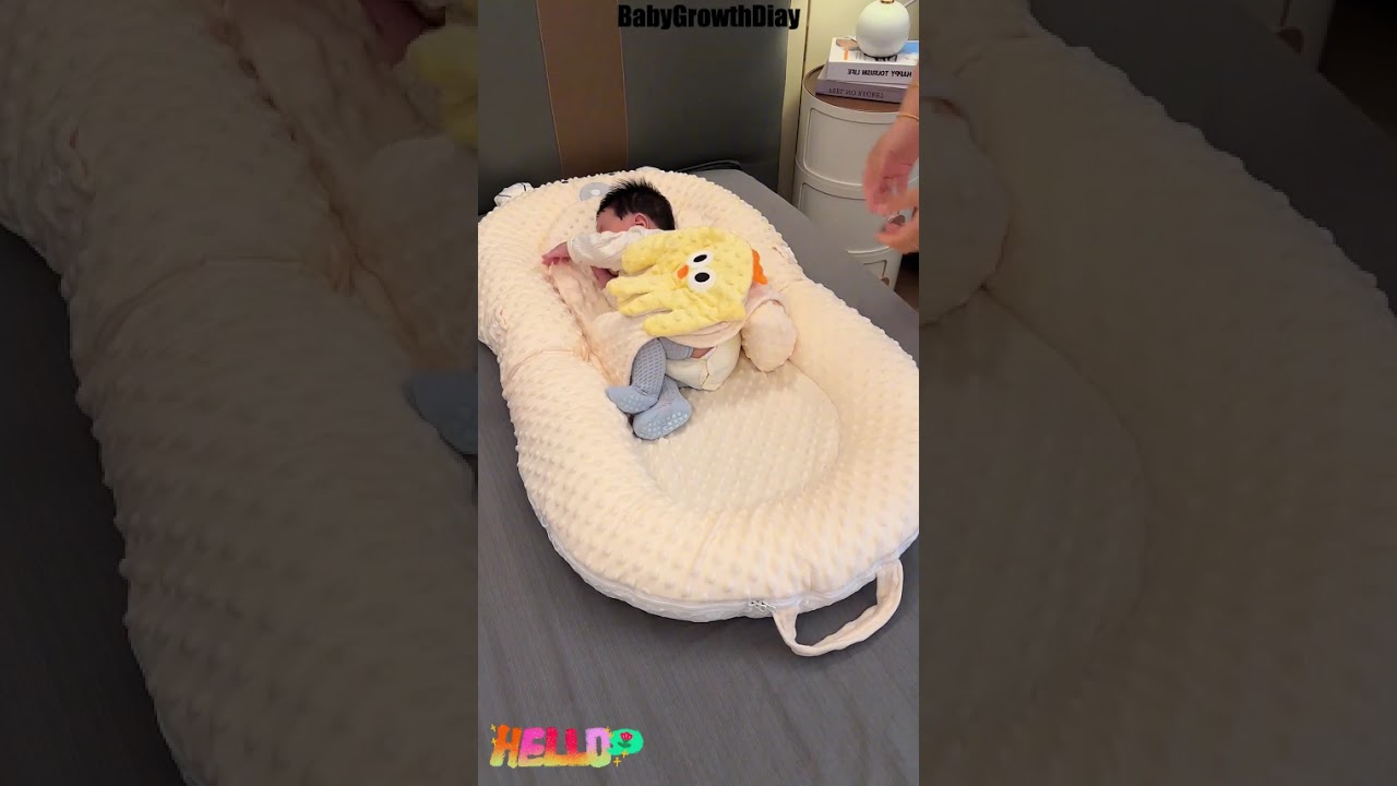 How Do I Transition My Baby to Independent Sleep? Use the Baby Soothing Hand Pillow!#Shorts