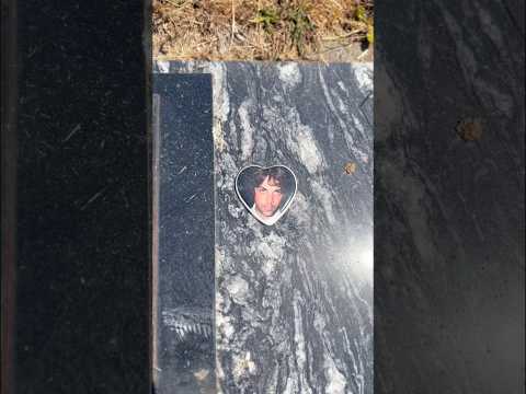 Marlon Brando’s son and ex wife Christian Brando and Anna Kashfi gravesites Kalama, Washington