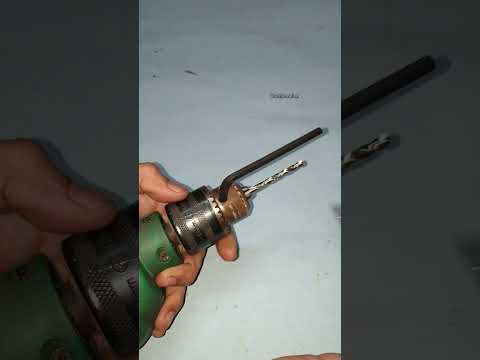 You must know || How to change Drill bit without Key🥇 #shorts #tricks #tips #lifehacks