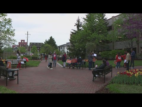 Vigil night honors working class in Leesburg as northern Virginia struggles with affordable housing