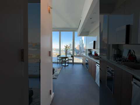 RENT this NYC Studio NOW & you will GET 1.5 months FREE!