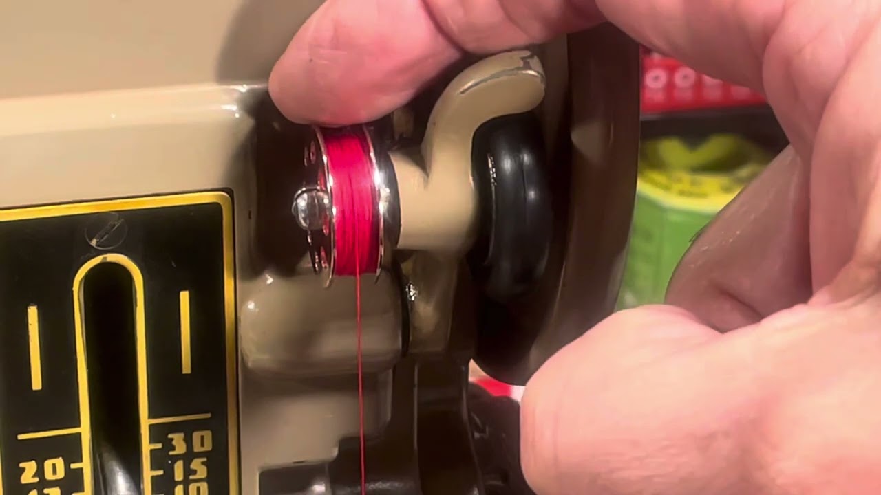 UGLY DUCKLING Singer 301-Lets wind a bobbin and thread it properly and sell it for $299 (video 373)