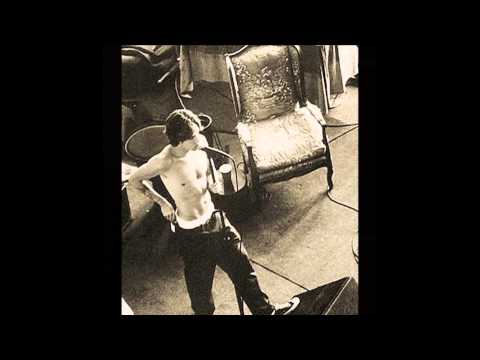 pics of Brandon Boyd (Incubus - I Miss You)