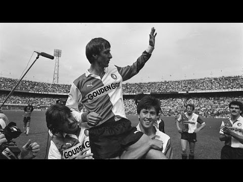 Dutch Soccer Star Johan Cruyff Dies At Age 68 - Newsy