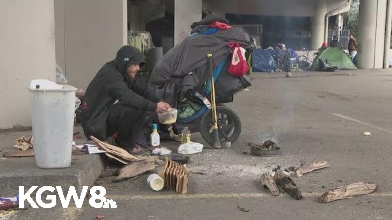 Multnomah County waits for colder weather before opening warming shelters