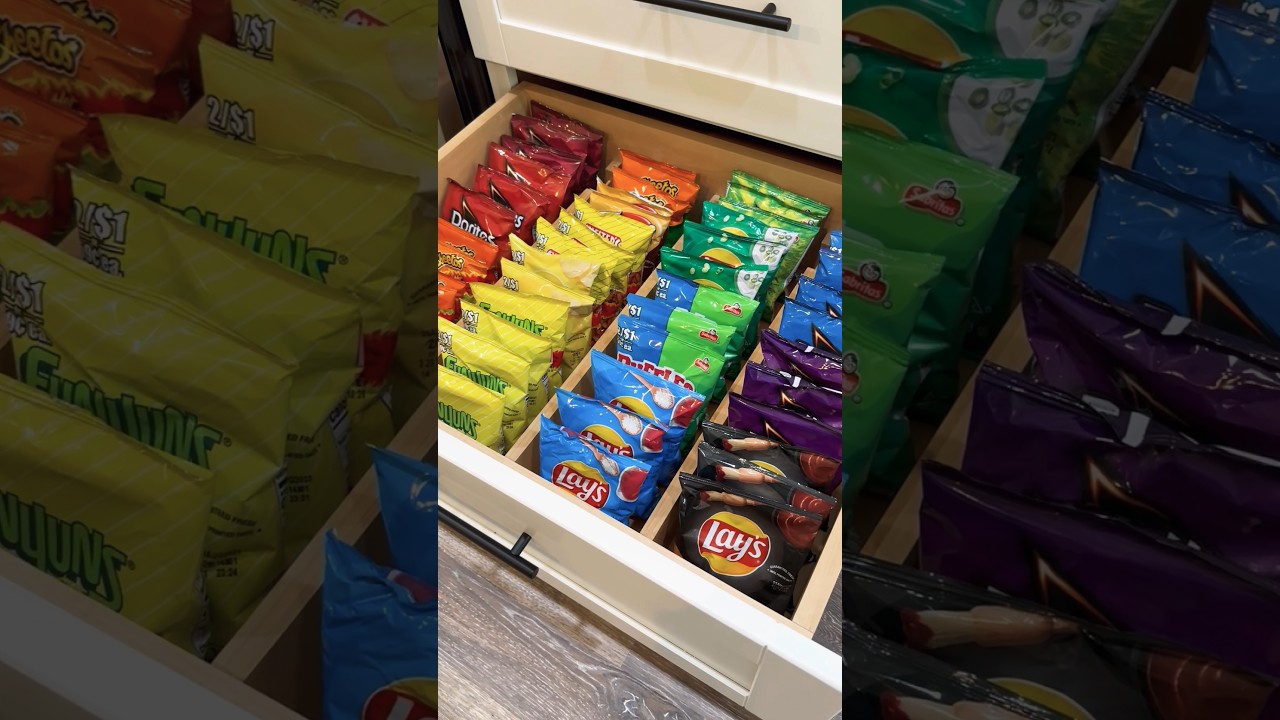 Organizing and restocking the chip drawer #asmr #organized #pantryorganization #kitchenorganization