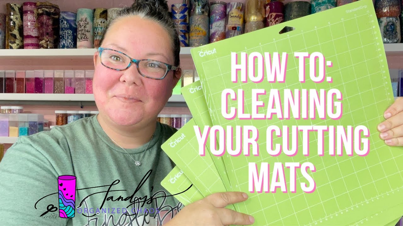 HOW TO CLEAN CRICUT CUTTING MATS | quick and easy!