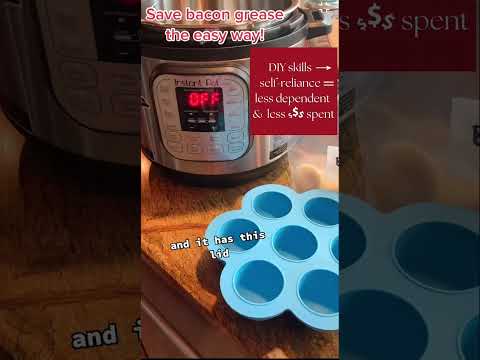 An easy way to save and freeze bacon grease!