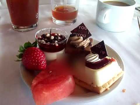 Incredible LUXURY BRUNCH BUFFET at M RESORTS LAS VEGAS. DESERT PLATE AMAZING MEAL @AllYouCanVegas