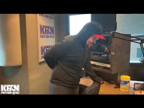 Watch Meatsauce try to record liners for the Vikings Radio Network...