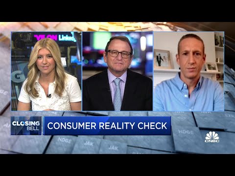 Walmart's warning an underlying trend across the whole economy, says Jerry Storch