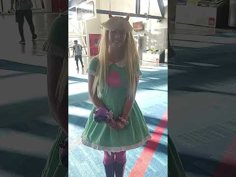 #trivia asking cosplayers questions at Anime conventions ( star vs. the forces of evil )
