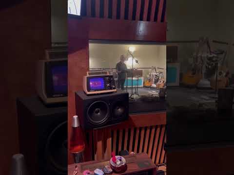 Paul Averitt puts down some killer harmony vocals on a new Salim and the Philistines song!