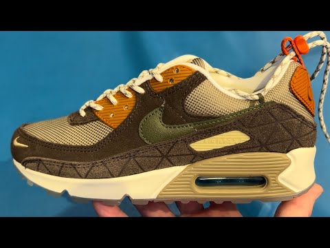 Nike Air Max 90 SE Lace Toggle Baroque Brown Womens Shoes