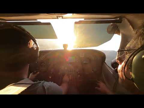 Cessna 172s, KVNY to KCMA w/ATC, Van Nuys Airport to Camarillo with Ethan 😎😎