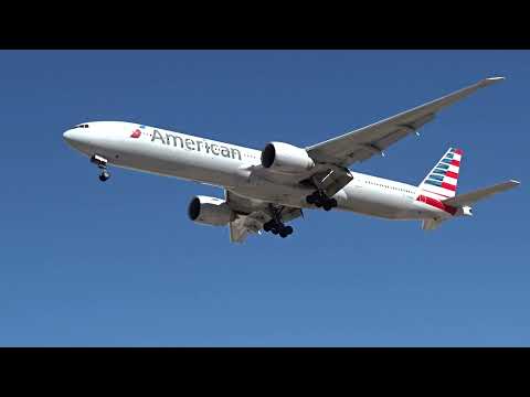 American Airlines Boeing 777-323(ER)(N721AN) arriving at Las Vegas!