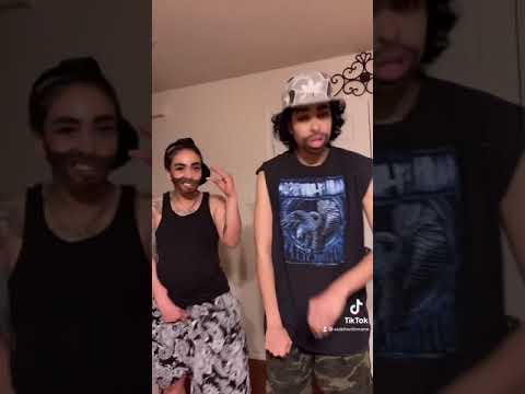 Mom & daughter chicken head tiktok challenge