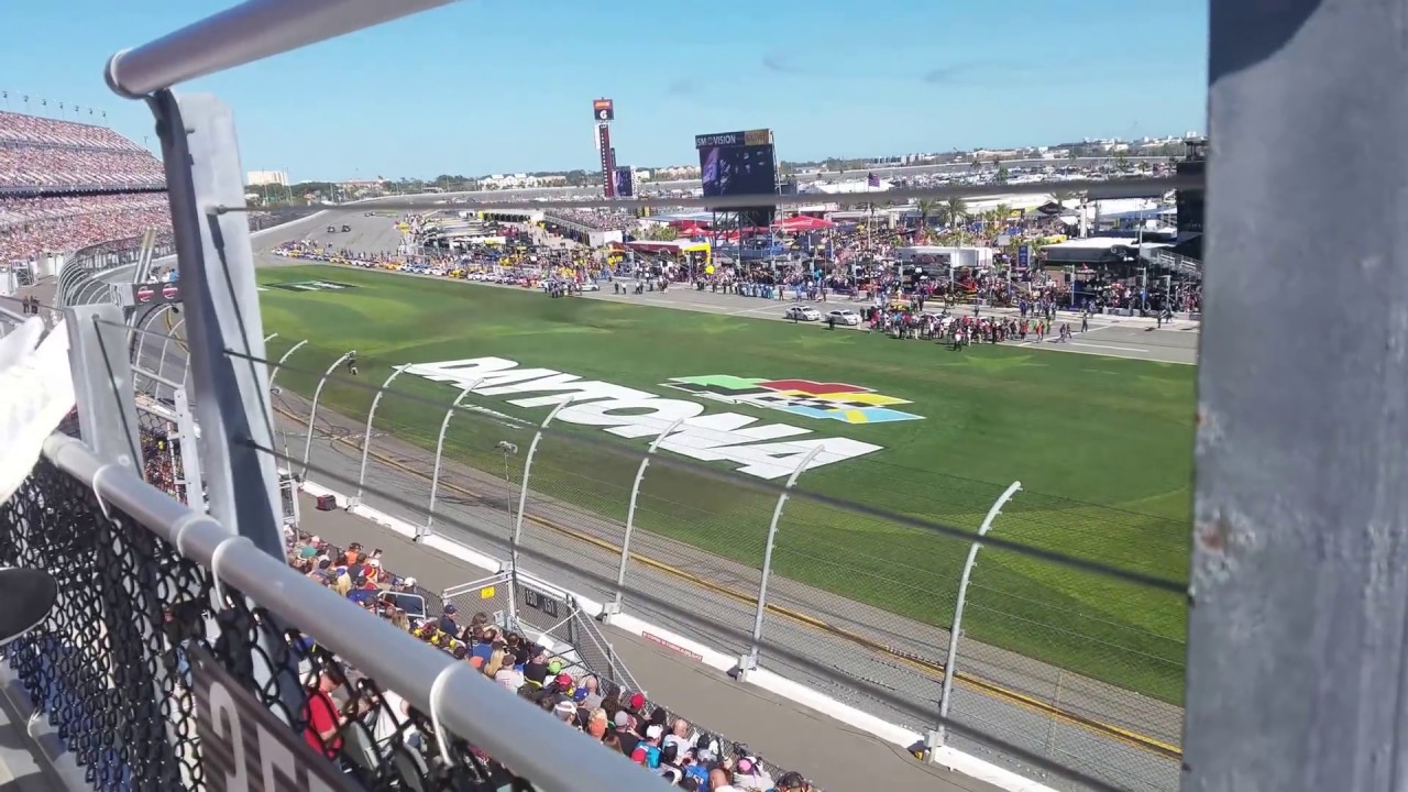 Start your engins 2017 Daytona 500