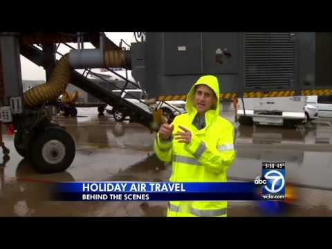 Behind the scenes: Dulles Airport holiday travel