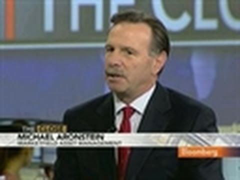 Aronstein Says Pimco Forecast May Address Client Concern
