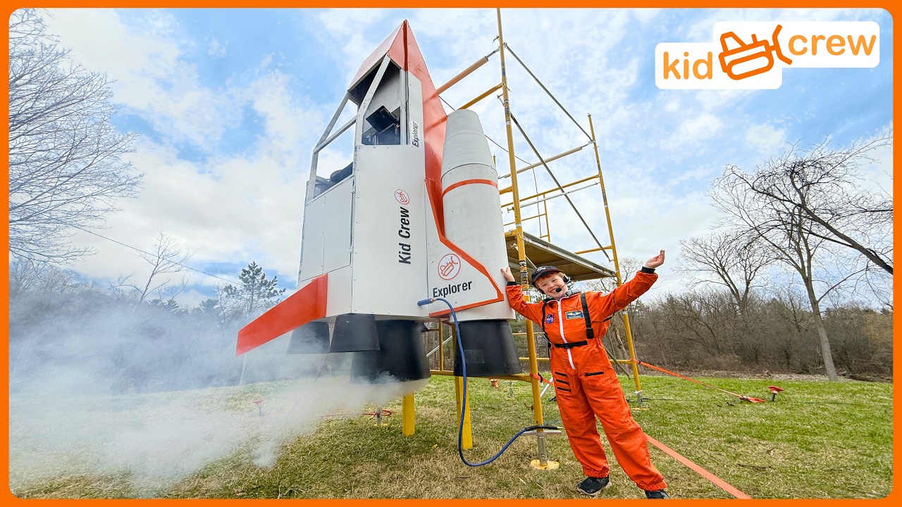 Launching kids Space Shuttle to International Space Station to fix computer. Educational | Kid Crew