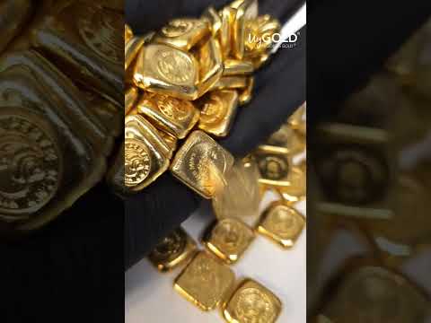 There's nothing like holding pure gold bars in your hands! 🤲🏻 #goldbullion #goldbars #goldtesting