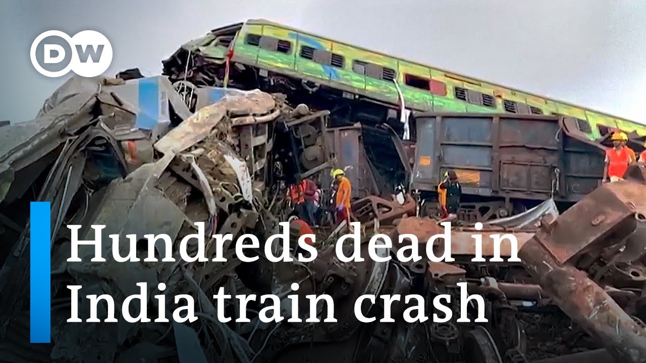 India's PM Modi visits site of worst train crash in decades | DW News