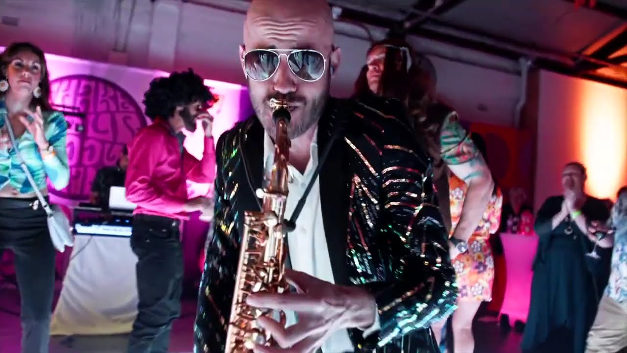 Tom Perth Wedding DJ/MC & Saxophone Player