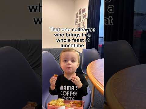 Forget the work gossip it is lunch time π₯ͺπ―#lunch #greenscreen #funny #officeculture #office