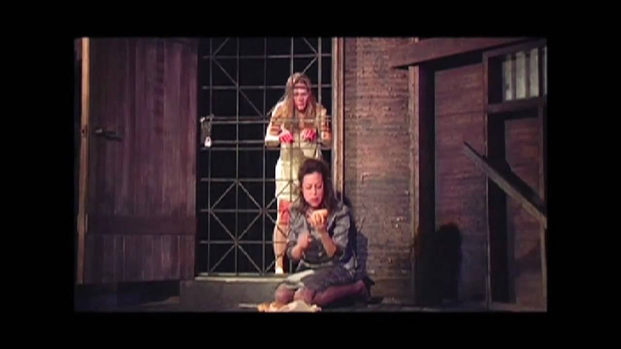Leni Parker - Theatre // ELAN's 