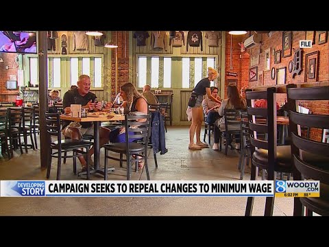 New push to throw out tipped wage in Michigan