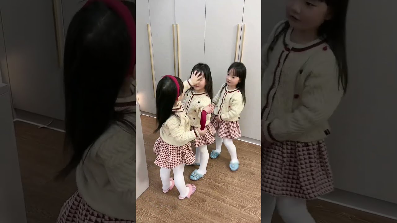 👧👧👧In the morning, the triplet sisters help each other and finish getting ready within two hours.
