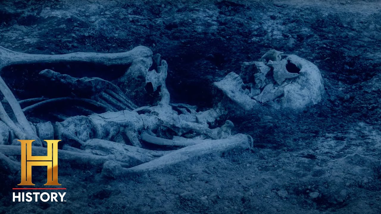 The UnXplained: 9-FOOT SKELETONS Found in Sardinia (Season 4) | History