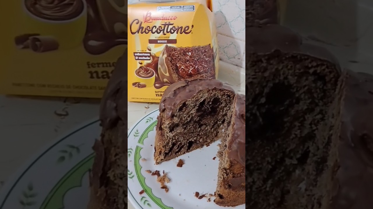 Chocotone com recheio de mousse?PRECISA ver isso🔥#chocotone#chocotonerecheado #bauducco#receitaviral