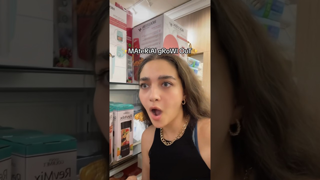 INSANE SHOPPING WITH MY MOM 😱😭 #foryou #fyp #shopping #mom #shorts