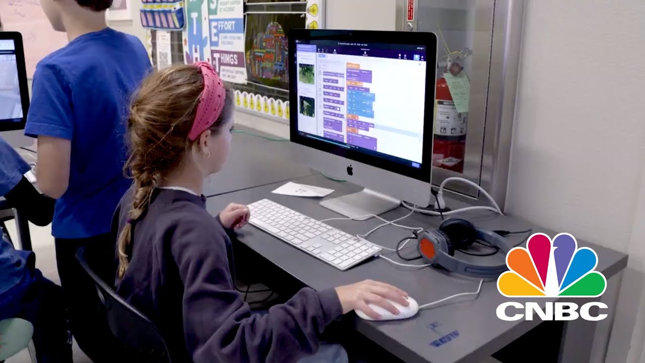 Hello World CS: Computer Science Learning, Reimagined