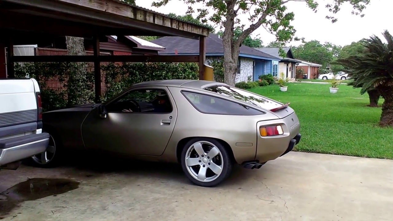 Intercontinental Engine Swap: Porsche 928 with Rare Toyota V12 ...