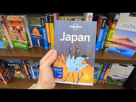LONELY PLANET JAPAN TRAVEL GUIDE BOOK CLOSE UP AND INSIDE LOOK