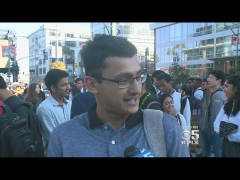 'Intern-a-palooza' high tech job fair takes over AT&T Park