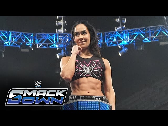 3 signs AJ Lee is coming back to WWE soon