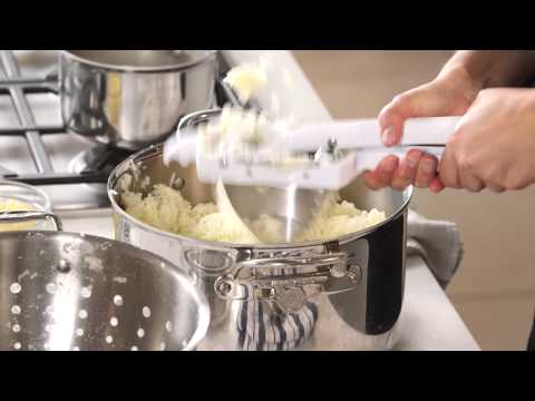 How to Make the Smoothest Mashed Potatoes