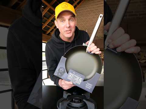 Using your carbon steel pan for the first time: Mastering the seasoning process