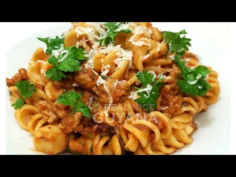 Ragu Chicken Pasta, step by step Recipe Video.