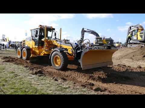 Volvo Motor Grader - Latest Price, Dealers & Retailers in India