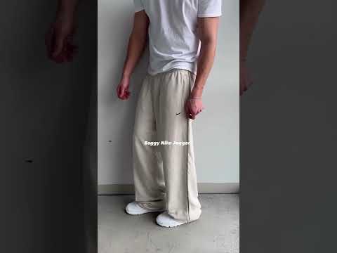 Neeeed Baggy Nike joggers😍 #vintage #baggy #jogger #vintagefashion #Nike #streetwear #trackpants