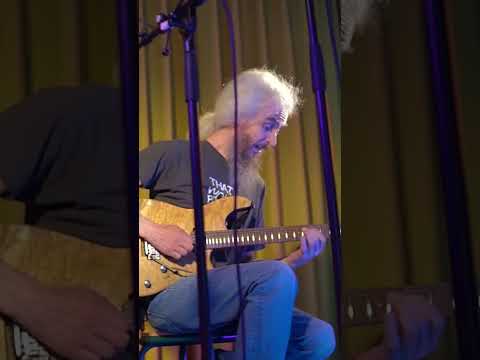GUTHRIE GOVAN Guitar Solo - Best Guitarist in the world? 🤯 #shorts