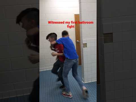 My first school fight I’ve recorded#crazy #school fight #school