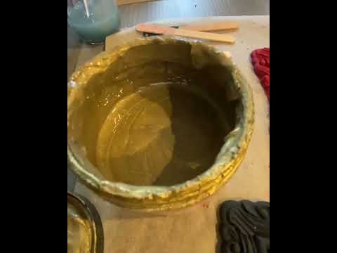 Making Mini Art Frames with resin and moulds