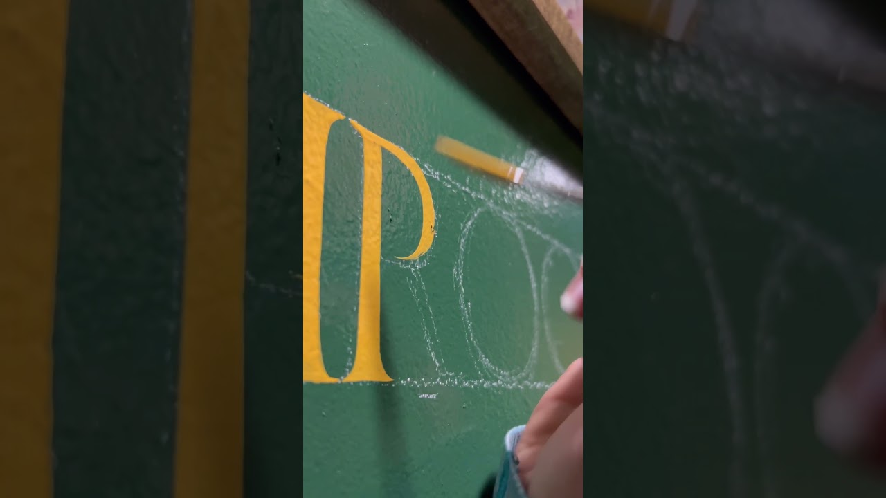 Satisfying painted letter #signwriting #signpainting #sosatisfying #artfulcharlie